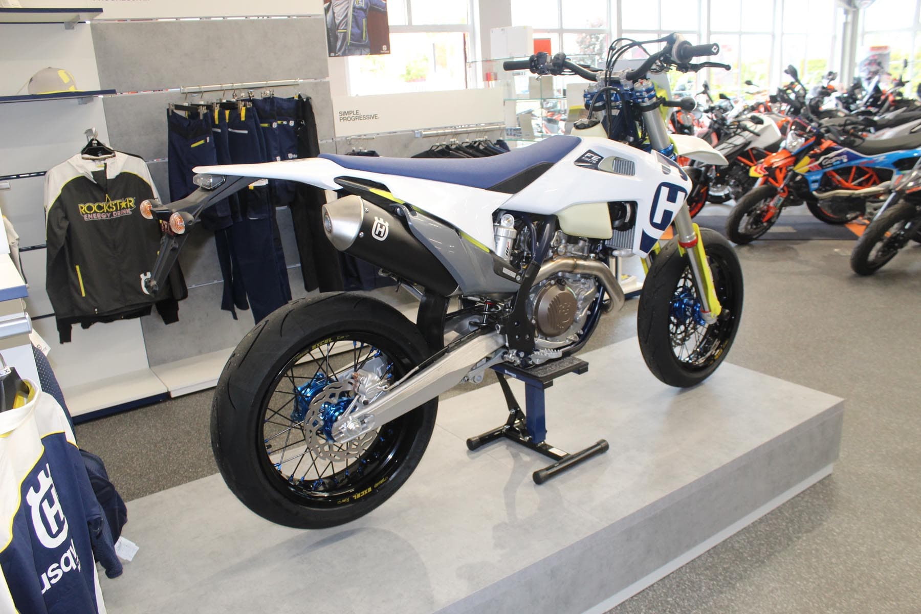 Husqvarna FE 501 Super Moto » braeuer-shop.de